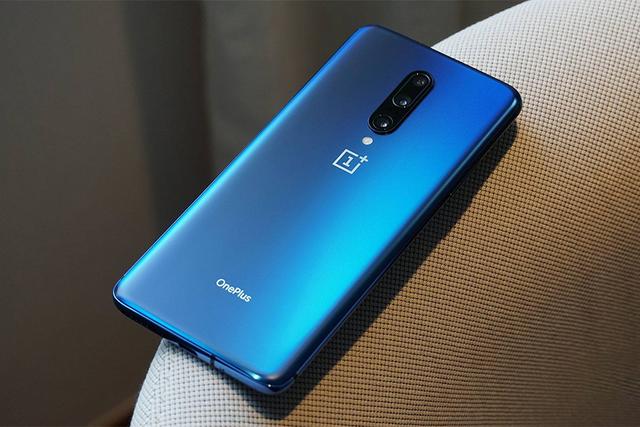 都是骁龙855 Plus配90Hz屏幕：三款手机有啥不同？你肯定不知道_百科TA说