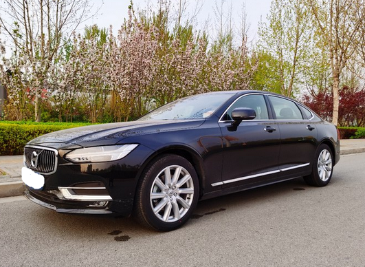 工作nian年，37万选择沃尔沃S90上班用，车主有话要说_百科TA说