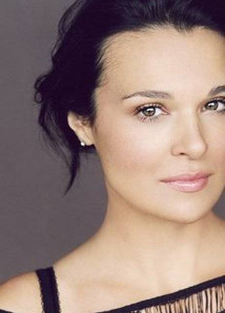 Elizabeth Knowelden_百度百科