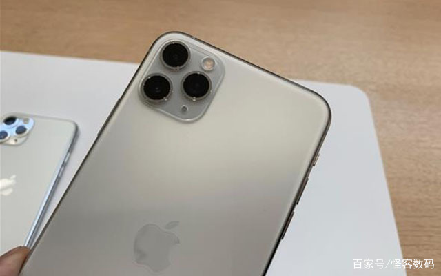 苹果iPhone11 Pro真机上手体验，现在说说最真实感受！_百科TA说