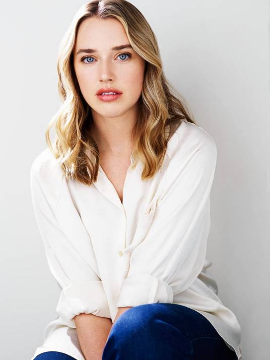 Caitlin Hammond_百度百科
