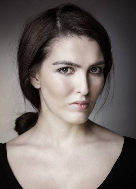 Laura Holland_百度百科