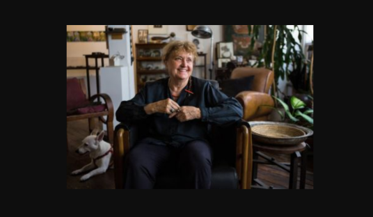 Michelle Stuart（1938年出生的美国艺术家）_百度百科