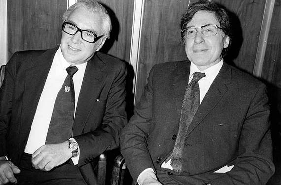 试管婴儿技术：除了爱德华兹，我们还需铭记谁？_百科TA说