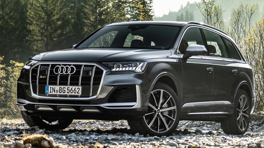 奥迪SQ7汽油版日前在西班牙市场上市，售价为115116欧_百科TA说