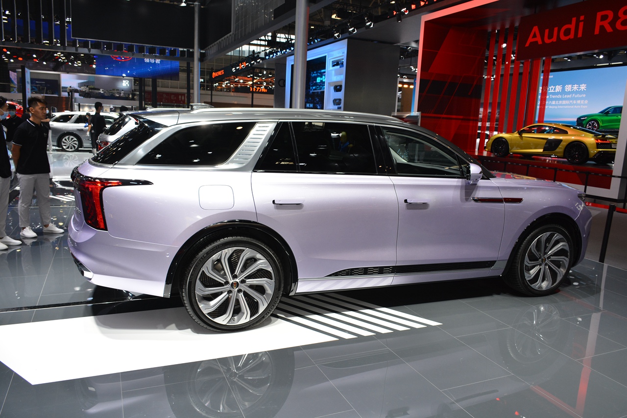 2020北京车展实拍：红旗E-HS9_百科TA说