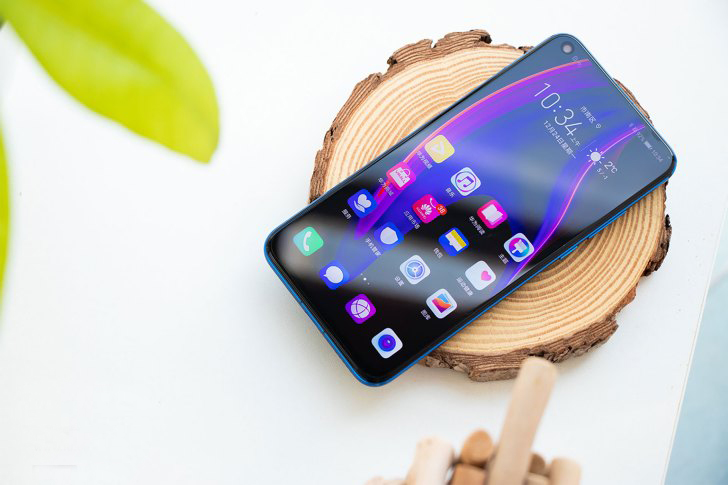 华为荣耀V20再次跌落“新低价”，除了拍照已强于华为Nova5_百科TA说