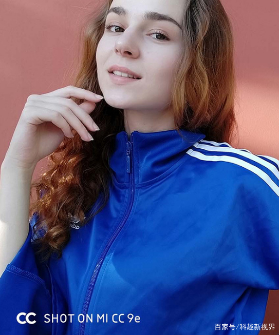 小米CC9e才是最强千元机，三星AMOLED屏+4000毫安大电池！_百科TA说