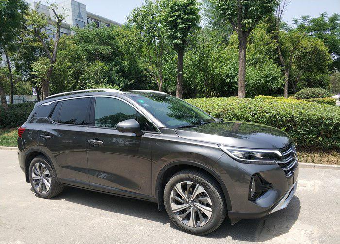 12万左右怎么选？长安欧尚X7或者传祺GS4？车主说了大实话_百科TA说