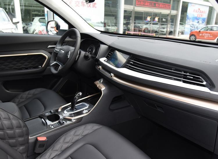 13万怎么选择？哈弗H6、WEY VV5如何选择？内行人说了实在话_百科TA说