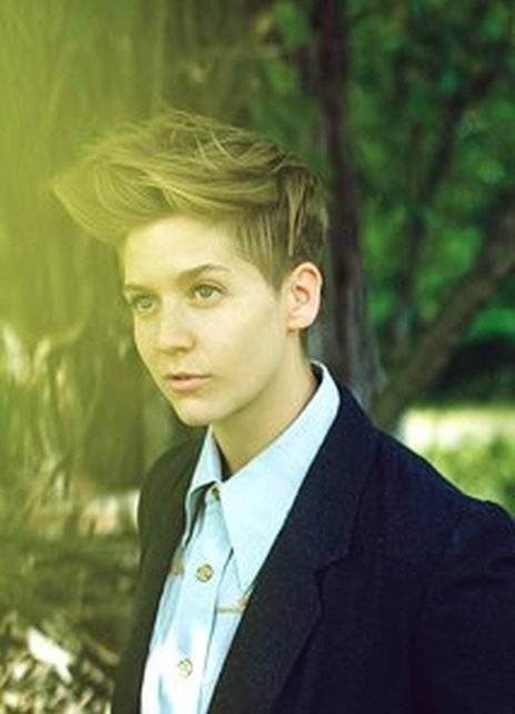 Julia Weldon_百度百科