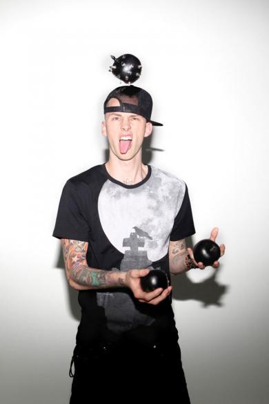 Machine Gun Kelly_百度百科