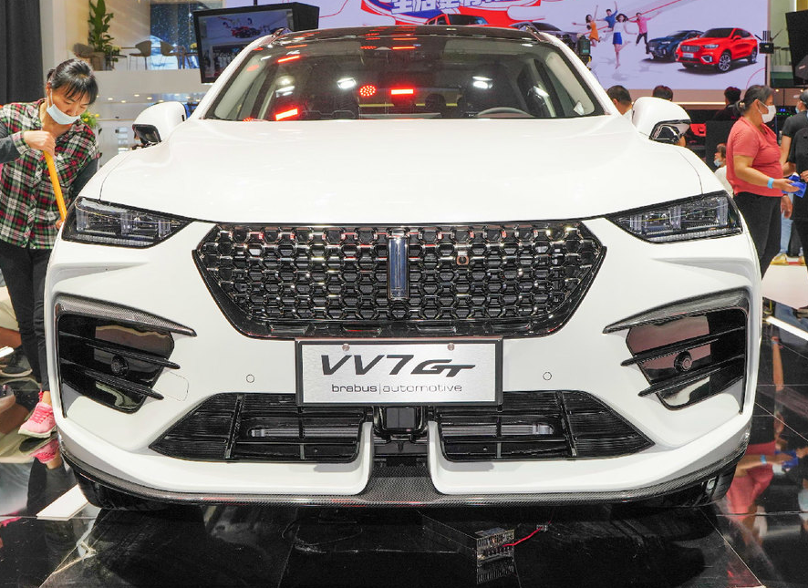 WEY VV7 GT搭载2.0T排量，亮相广州车展，车身多处带有碳纤维组件_百科TA说
