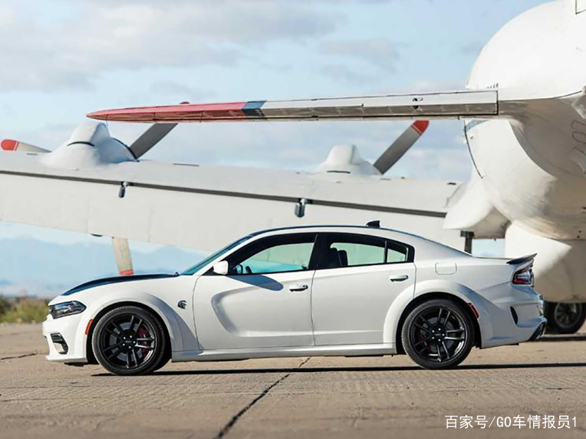 8万美金、6.2T、808马力 “红眼”版Charger SRT官图发布_百科TA说