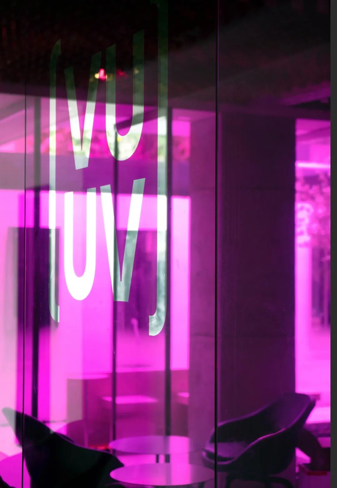 UV开咖啡店、甬府卖包子，上海米其林餐厅开始拼烟火气了_百科TA说