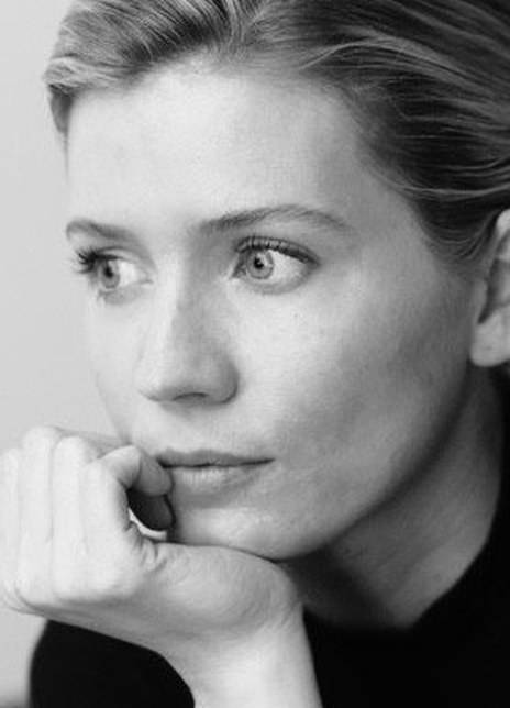 Emily Lape_百度百科