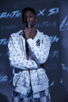 lightning x storm_百度百科