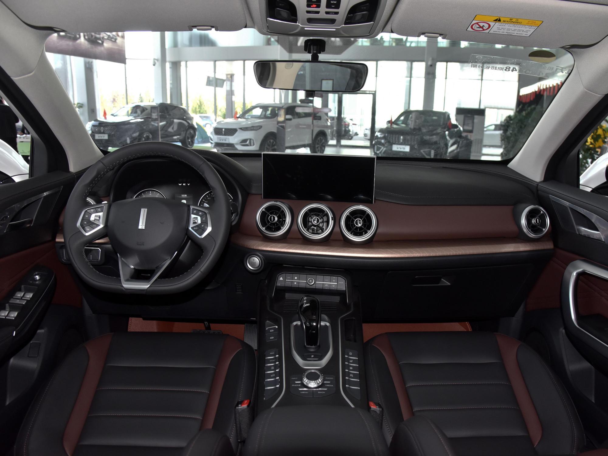 13万豪车！实拍WEY VV5，配1.5T+7DCT，安全又结实_百科TA说