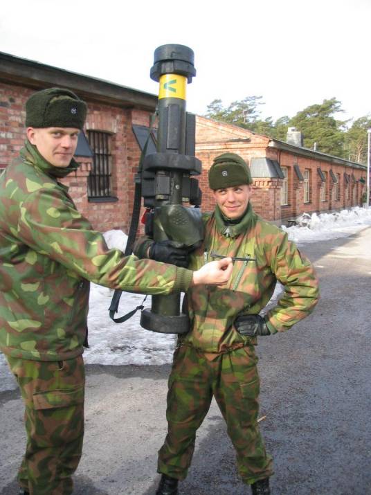 APILAS单兵反坦克导弹_百度百科