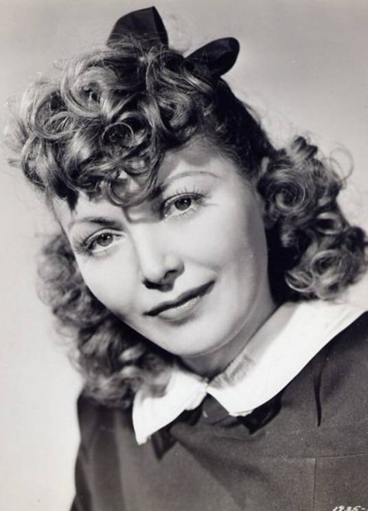 Bernadene Hayes_百度百科