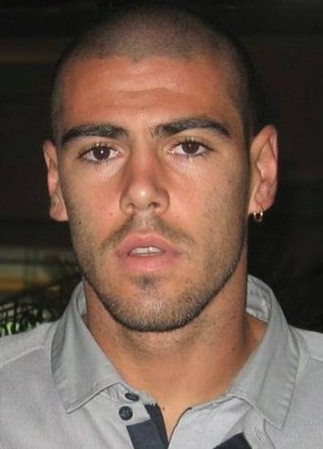 Víctor Valdés_百度百科