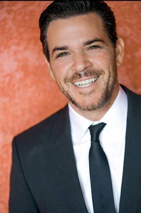 萨姆·马卡罗内_百度百科