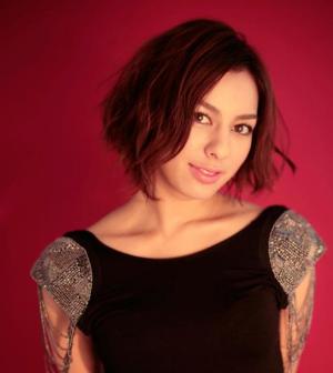 MICHI（日英混血的女歌手）_百度百科