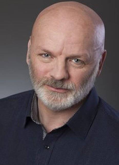 George McCluskey_百度百科