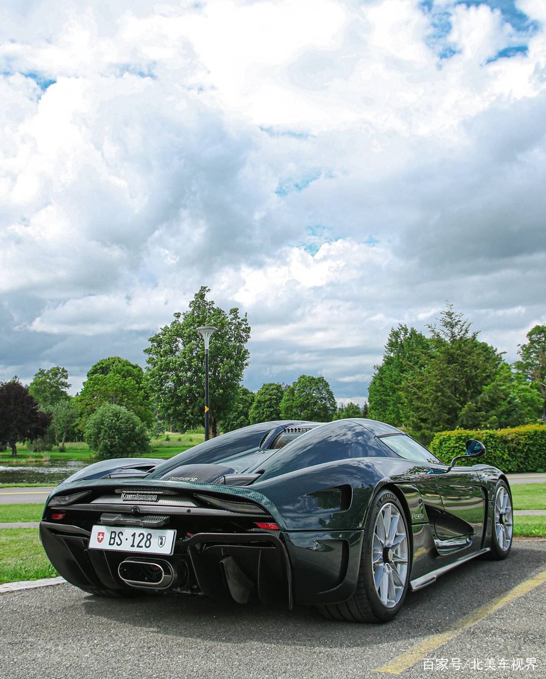 Koenigsegg Regera，神车理应敬畏！_百科TA说