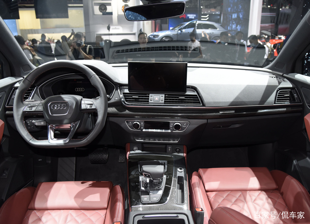 奥迪Q5L Sportback上市，搭2.0T+7DCT，42.68万起售_百科TA说