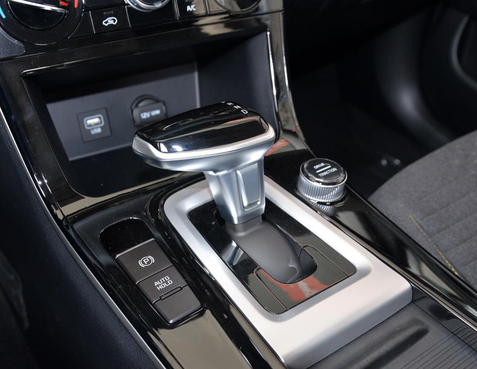 都是22万，起亚KX3傲跑和DS6如何选？本文给你详细剖析_百科TA说