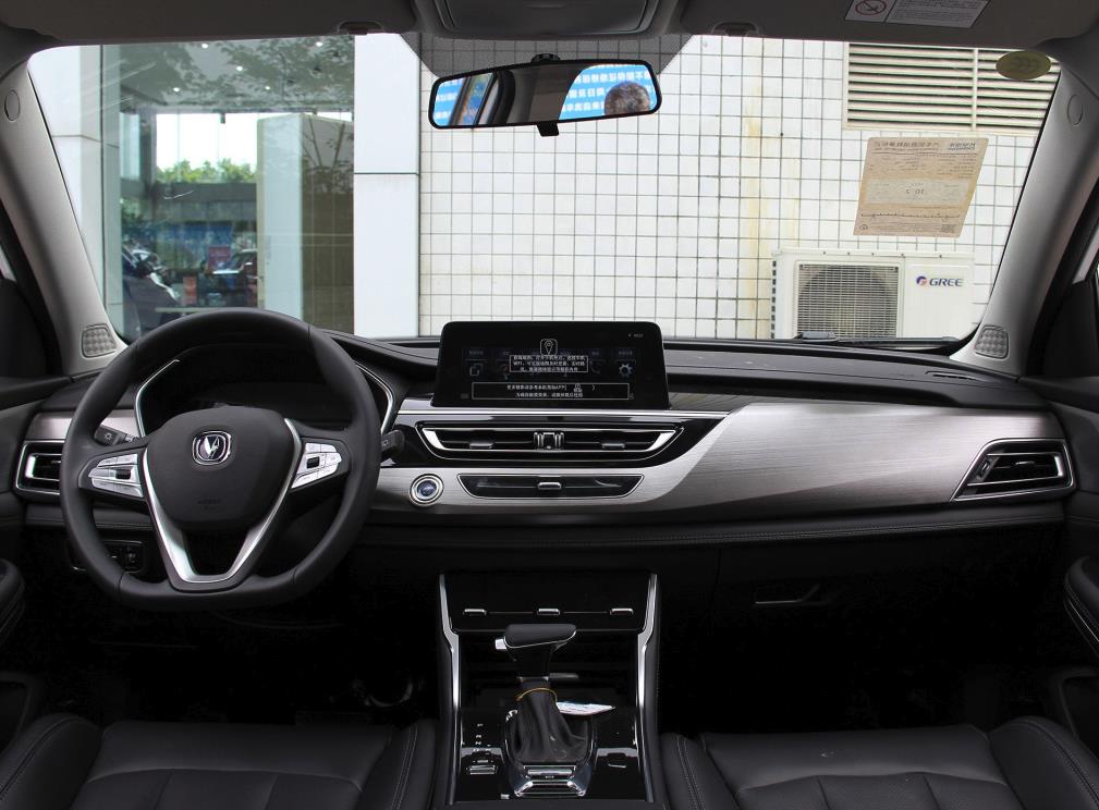 10万如何选？风行T5L还是长安CS75？听完知道了_百科TA说