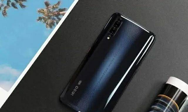 iQOO Pro 5G版全方位解析，带你领略“性能怪兽”的野性_百科TA说