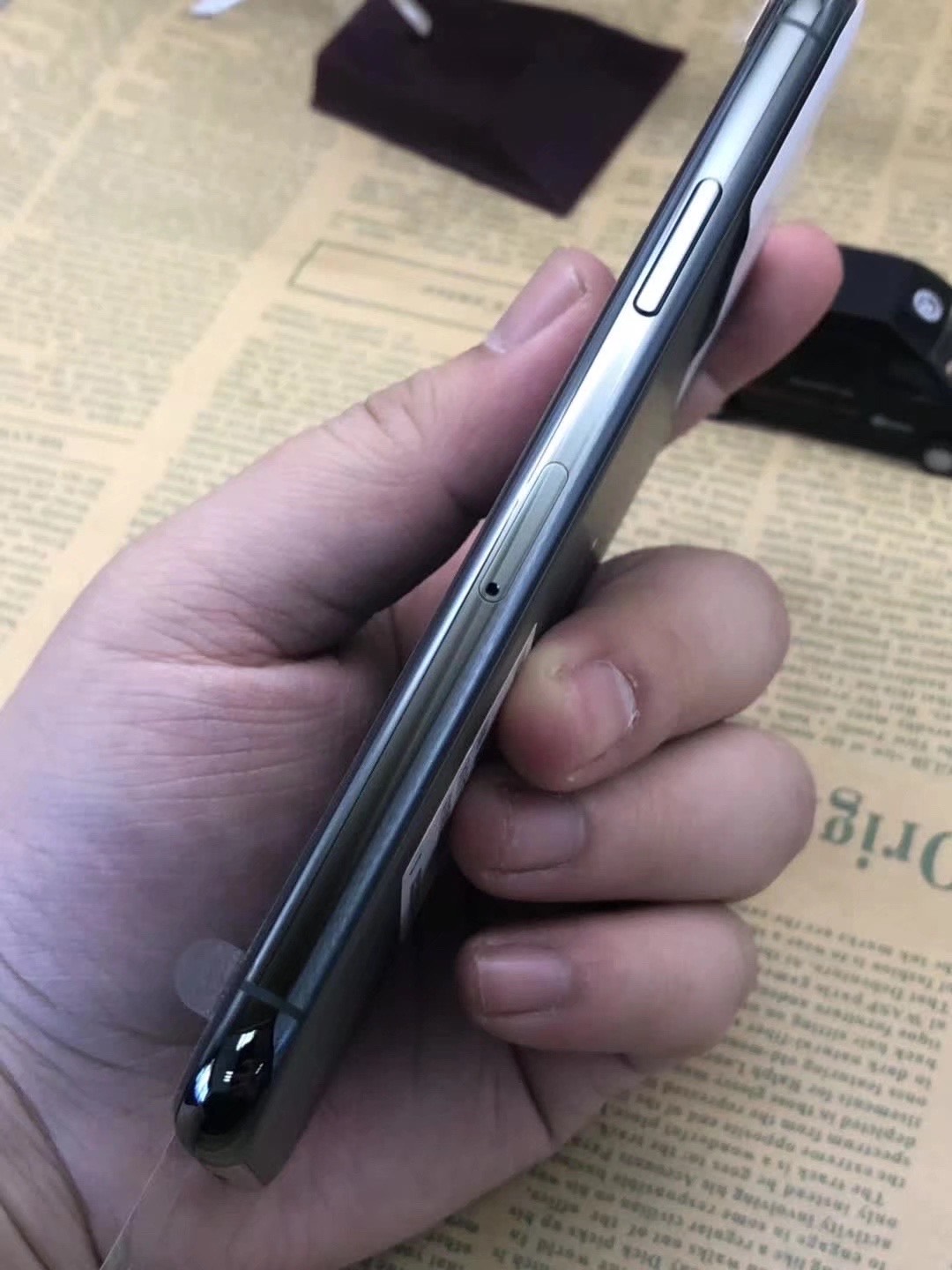 刚发布的iPhone11Pro就过保修？不一定是妖机，有可能是套保机_百科TA说