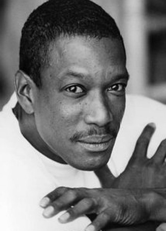 Jay Arlen Jones_百度百科