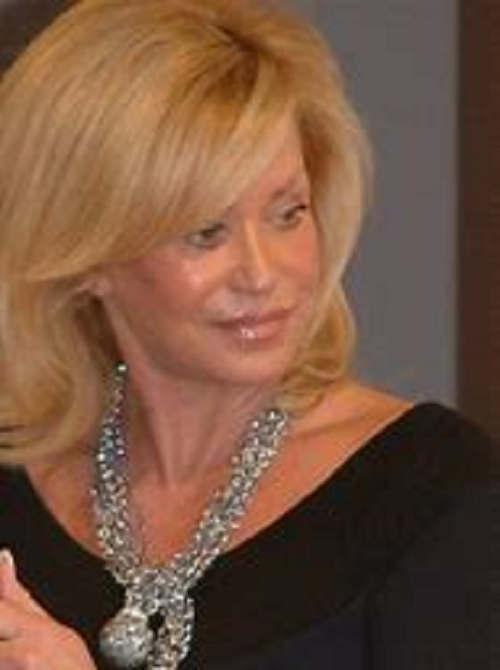 Connie Breukhoven_百度百科