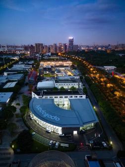 Apollo Park_百度百科