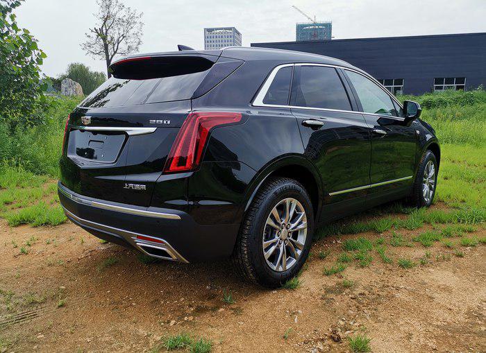 开了雷克萨斯NX，再花36万开凯迪拉克XT5，车主：三个字_百科TA说