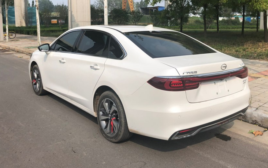 花13.8万提辆广汽传祺GA6，行驶9450公里后，车主憋了几句话要说_百科TA说