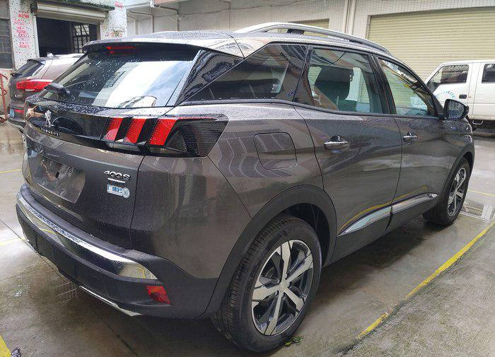 21万怎么选？红旗HS5和标致4008谁档次高？先听听车主的解说_百科TA说