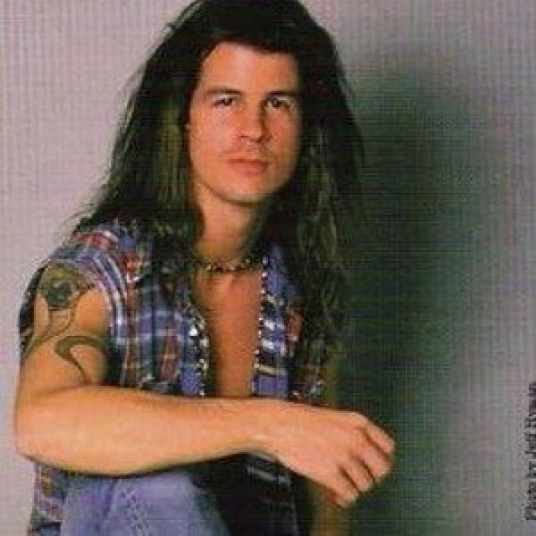 Darren Housholder_百度百科