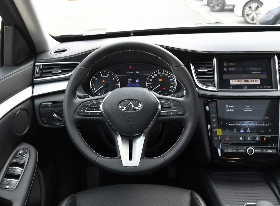 34万如何选？英菲尼迪QX50、奥迪Q3如何选择？看完你就知道了_百科TA说