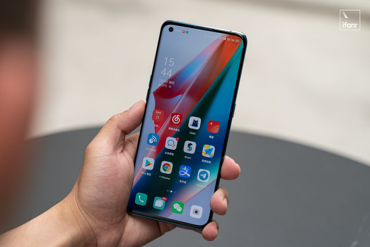 OPPO Find X3 Pro 首发体验：它给了我「亿」点颜色看看_百科TA说