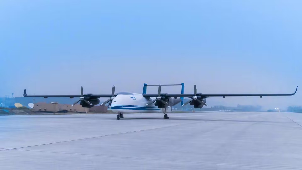 “双尾蝎D”大型无人机首飞成功，性能领先，或许将改变战场格局_百科TA说