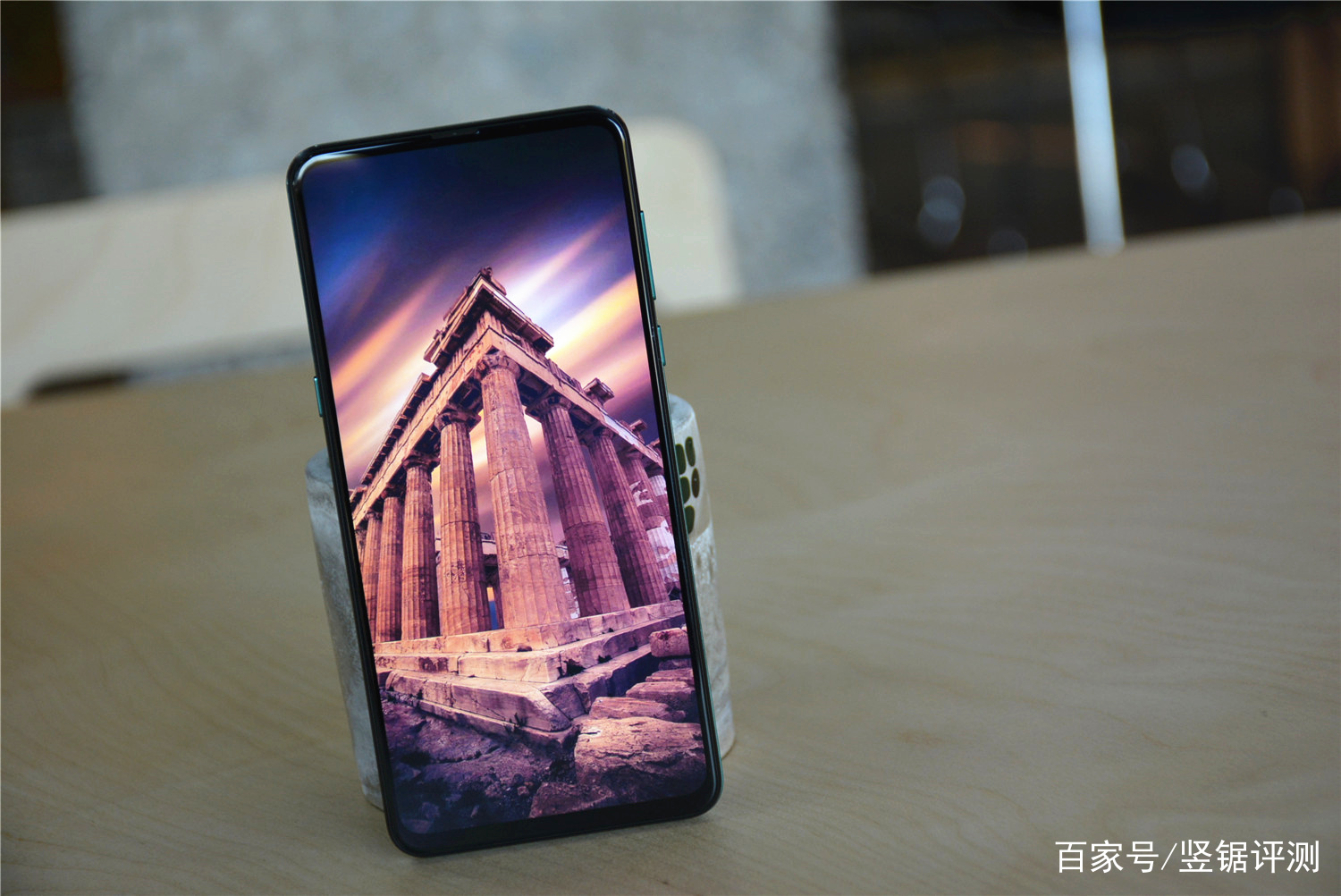 3299元起！小米MIX 3翡翠色真机实拍，你喜欢吗？_百科TA说