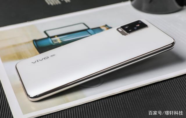 年轻人对手机使用需求都有哪些方面？看看vivo S7就知道了_百科TA说