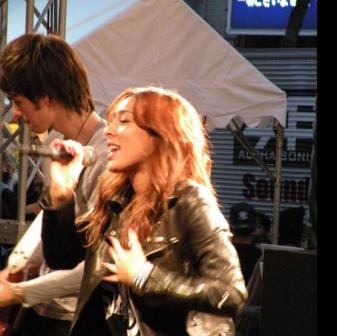 MICHI（日英混血的女歌手）_百度百科