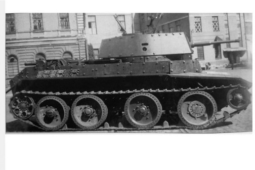 BT-7快速坦克_百度百科