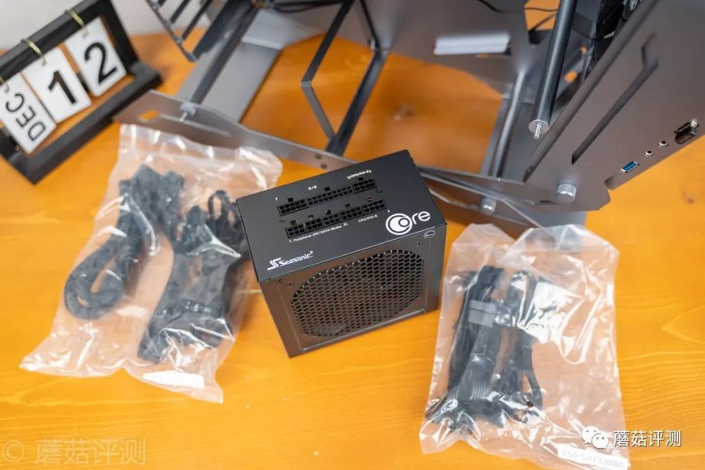 大厂出品，静音持久——海韵 (SEASONIC)游戏酷核CORE GX650电源 装机试用_百科TA说