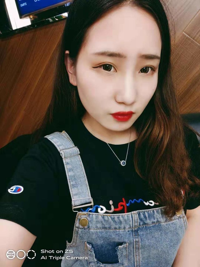 3200万像素称霸朋友圈 教你用vivo Z5自拍玩出花_百科TA说